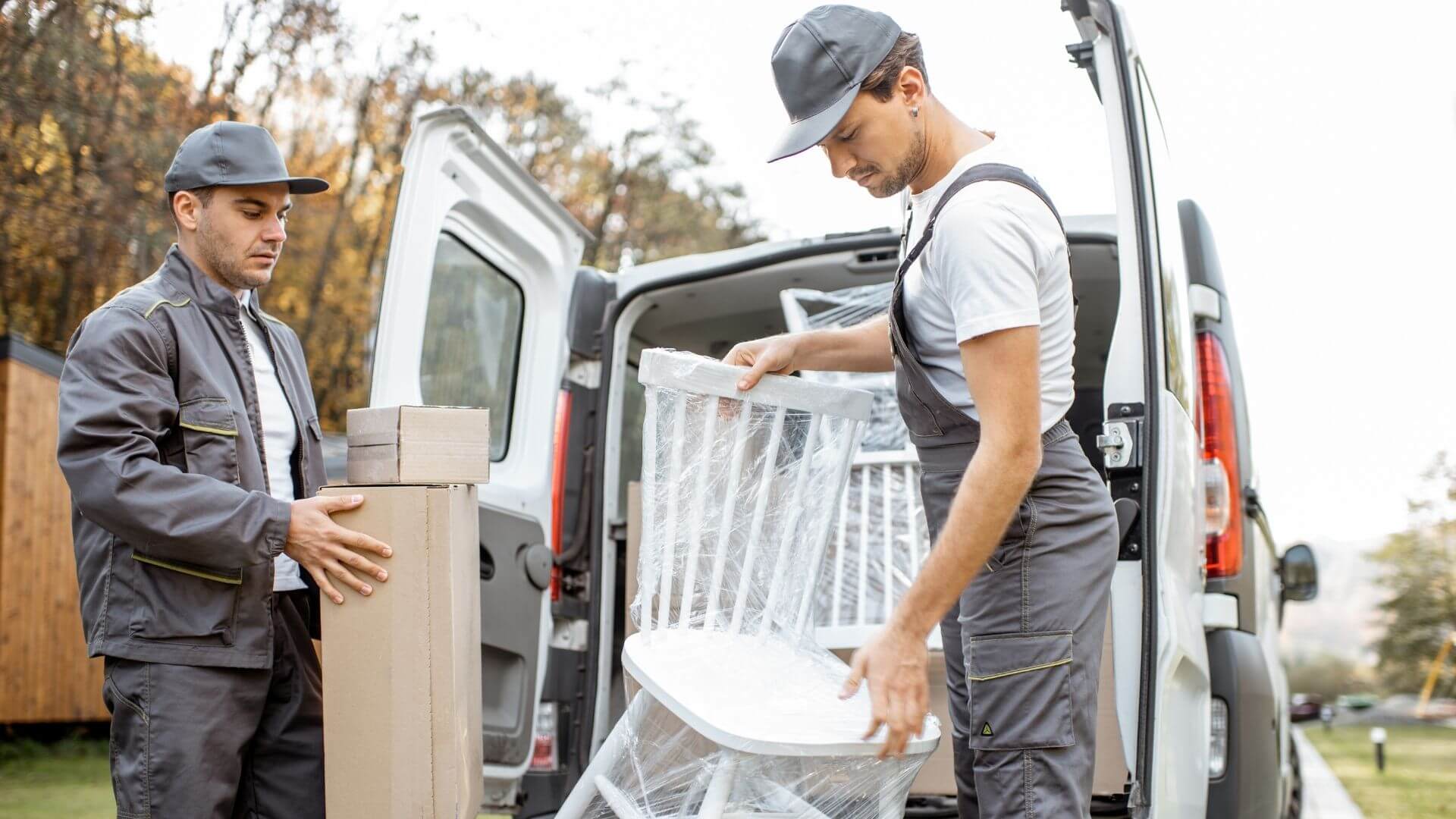 Contact - On The Move Ottawa - Versatile Ottawa Moving Company